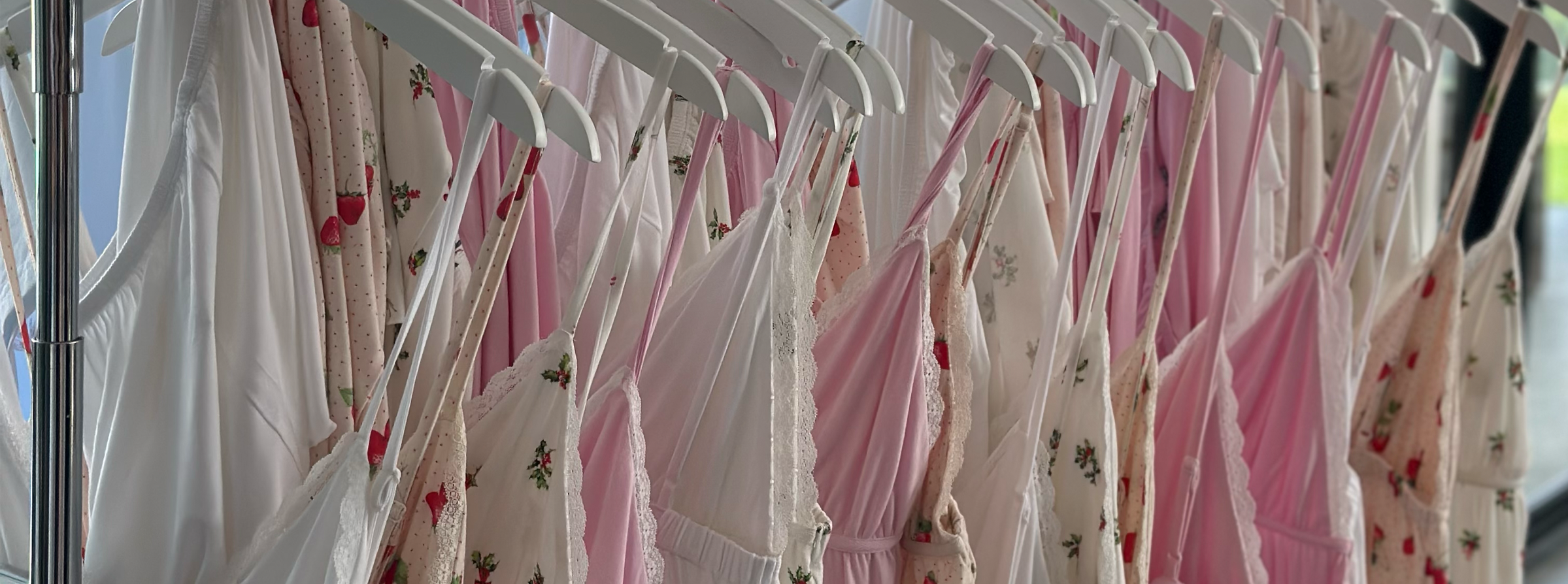 Pyjamas – All For Mimi